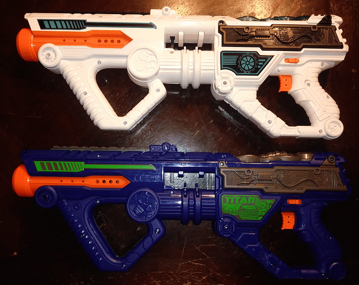 Space Age Belt Blasters – The Adventure Force Light Command and the ...